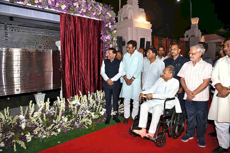 अब लग्जरी फ्लैट्स में रहेंगे राजस्थान के विधायक, मुख्यमंत्री Ashok Gehlot ने कहा यह ऐतिहासिक ...