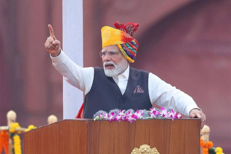 स्वतंत्रता दिवस समारोह पीएम नरेन्द्र मोदी का सम्बोधन, अगली बार भी मैं तिरंगा फहराउंगा - thinQ360