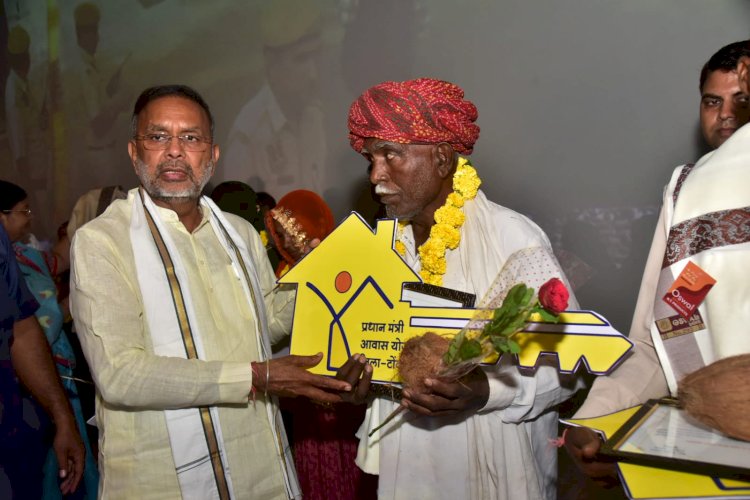 हीरालाल नागर ने किया स्वच्छता ही सेवा अभियान का शुभारंभ - thinQ360