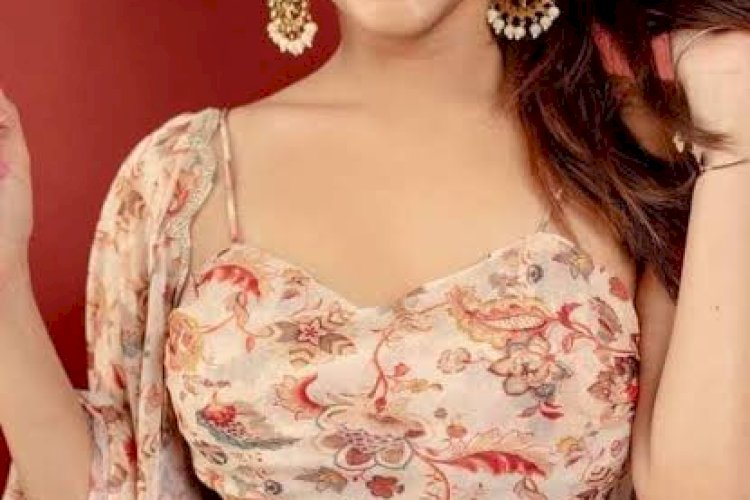 मलविका शर्मा अभिनय और मॉडलिंग में एक नया नाम - thinQ360